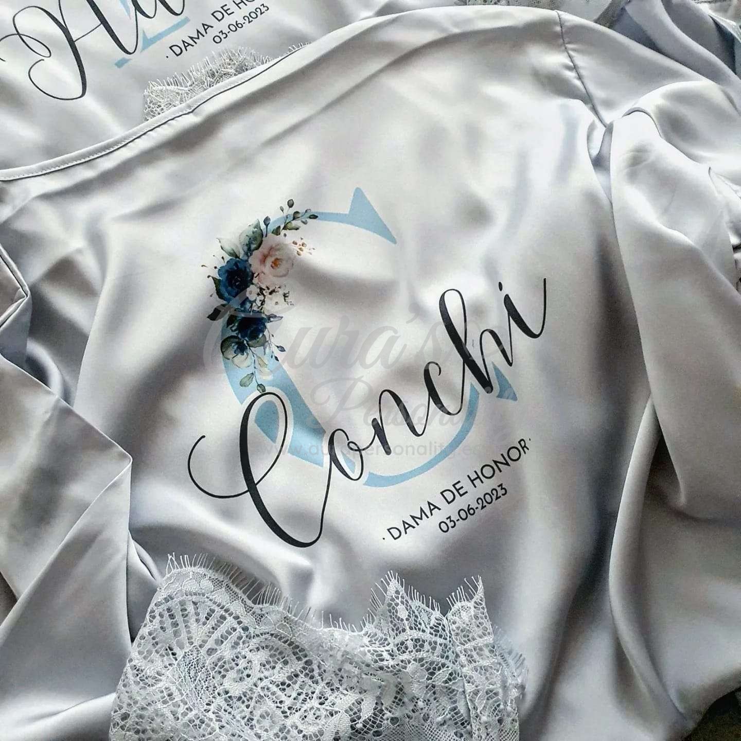 Batas encaje azul celeste, batas damas de honor, batas boda